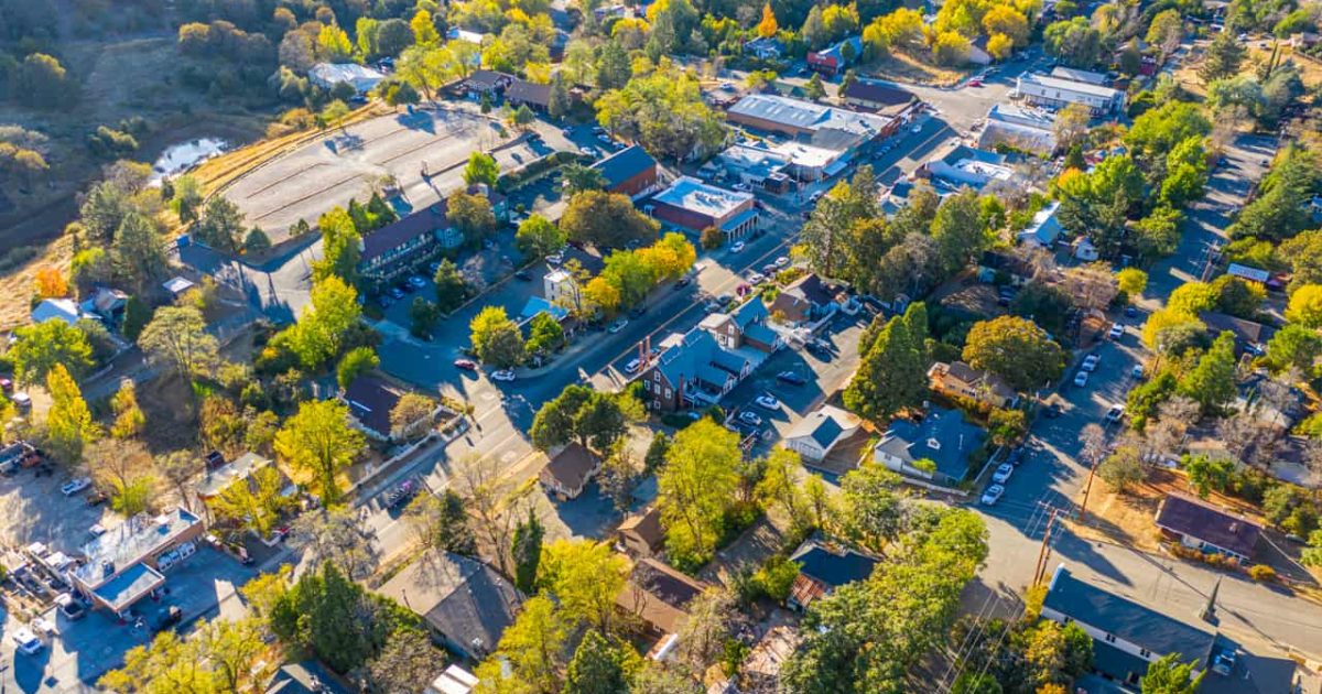 Things to Do in Julian CA and Local Community Services - Red Hawk Realty